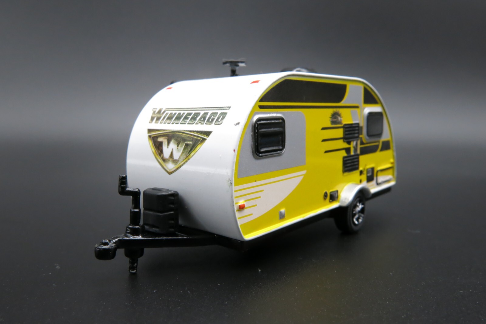 2016 WINNEBAGO WINNIE DROP 1710 TRAVEL TRAILER CAMPER 1:64 DIECAST ...