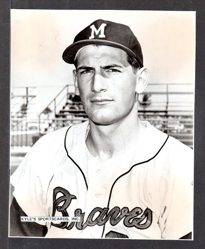 Len Gabrielson BRAVES UNSIGNED 7-3/8 x 9-1/8 B & W ORIGINAL STAFF PHOTO ...