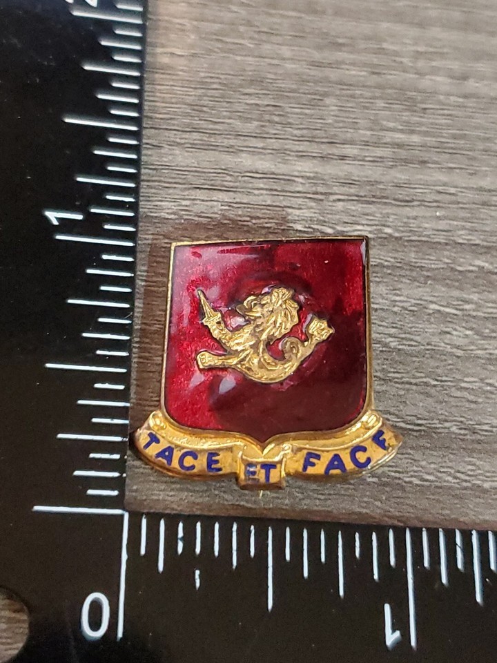 US Army 25th Field Artillery Regiment DI DUI Crest Insignia Pinback NS ...