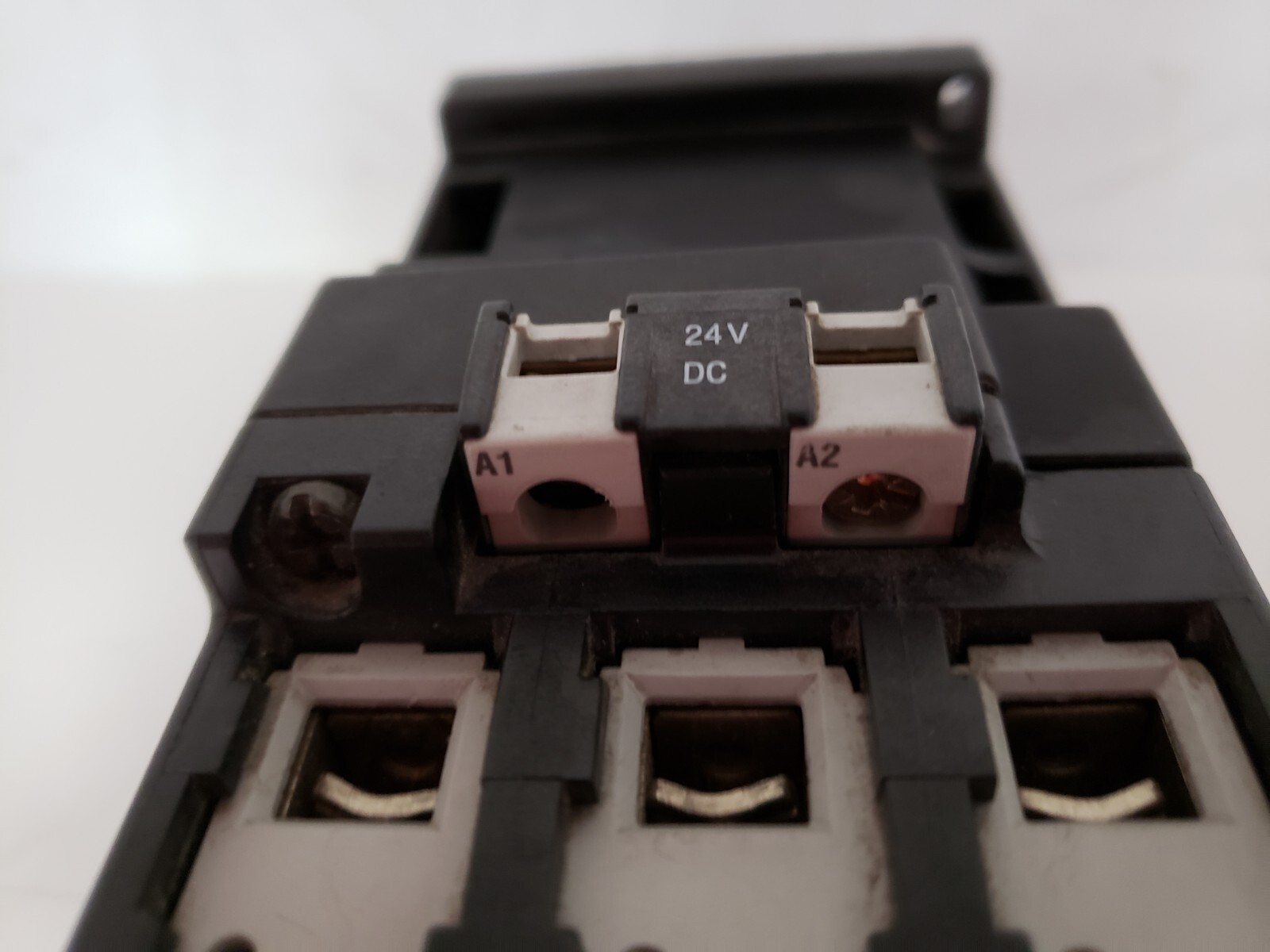 MOELLER DIL2AM-G CONTACTOR 24VDC NNB | eBay