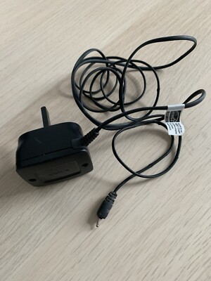 Black Nokia Thin Pin Charger 2MM Jack Phone Charger Plug (Untested ...