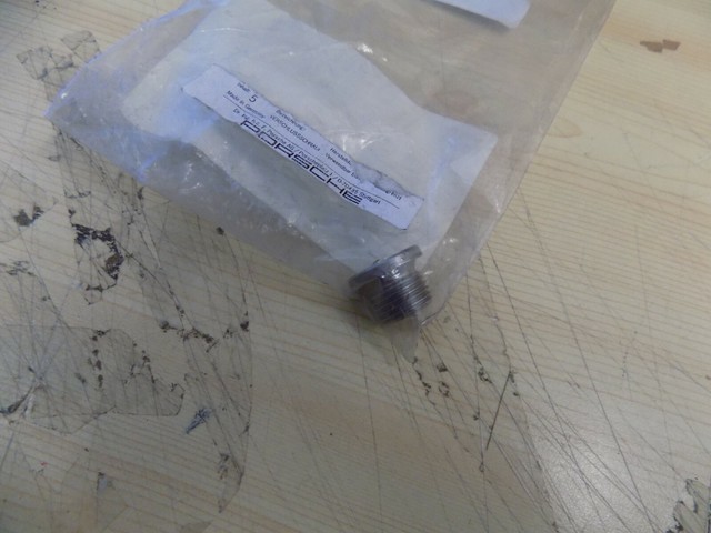 Genuine PORSCHE Sealing Plug 90021900401 for sale online | eBay