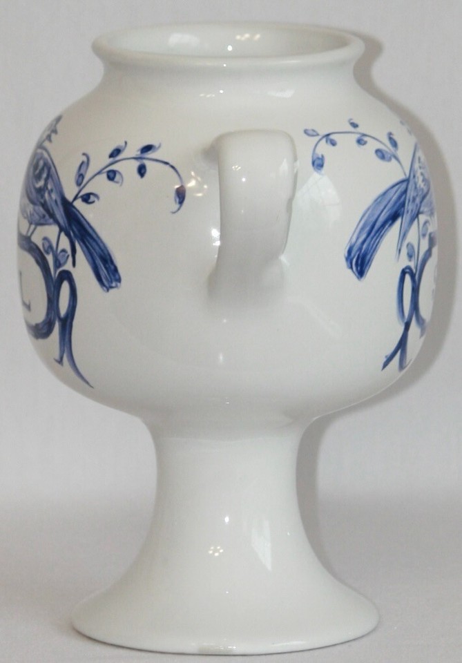 Blue & White Painted Bird Majolica Pitcher Portugal * Lilly 7.25" Syr ...