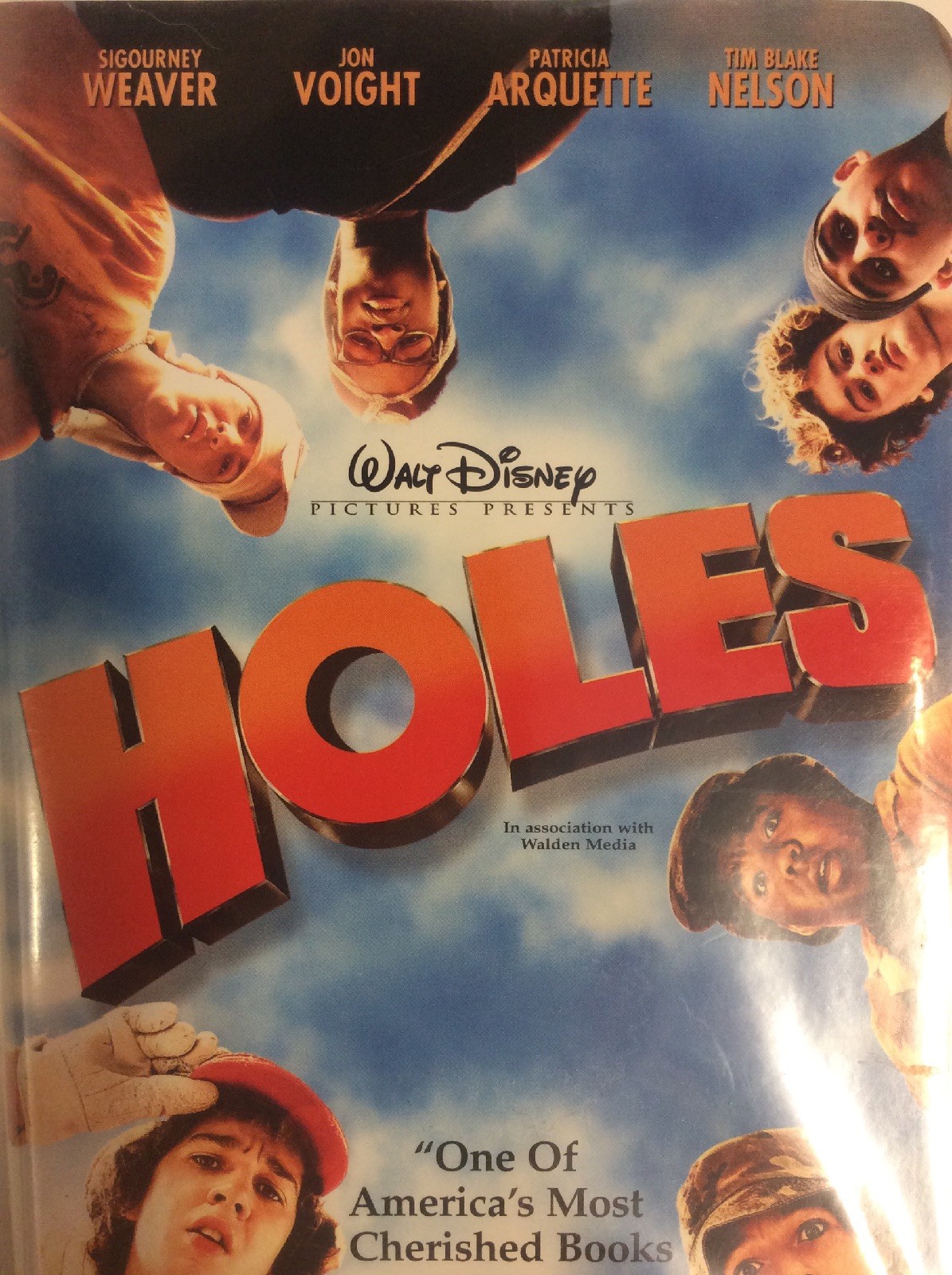 Holes 2003 VHS Clamshell Sigourney Weaver Jon Voight Walt Disney ...