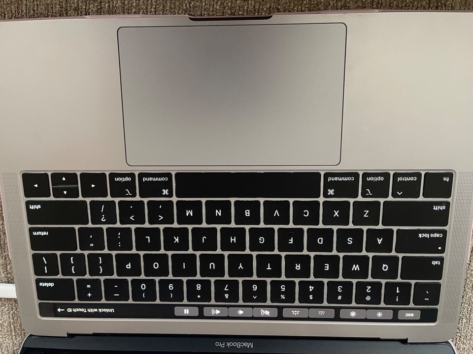 13" Apple Macbook Pro Magic keyboard 2019 | eBay