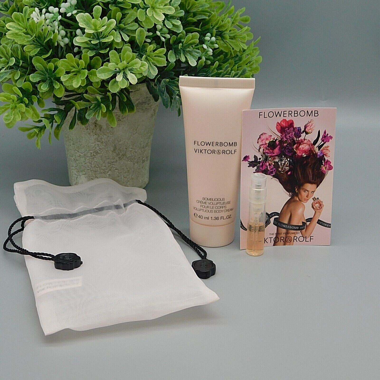 Flowerbomb Bomblicious Voluptous Body Cream 1.36 oz W/ Eau De Parfum ...