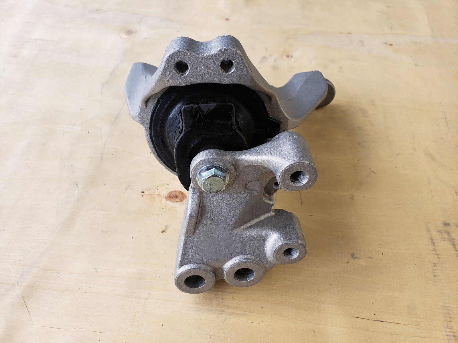 50820-TLA-A01 Front Engine Motor Mount 1PC for Honda CR-V 19-17 L4-2.4L ...