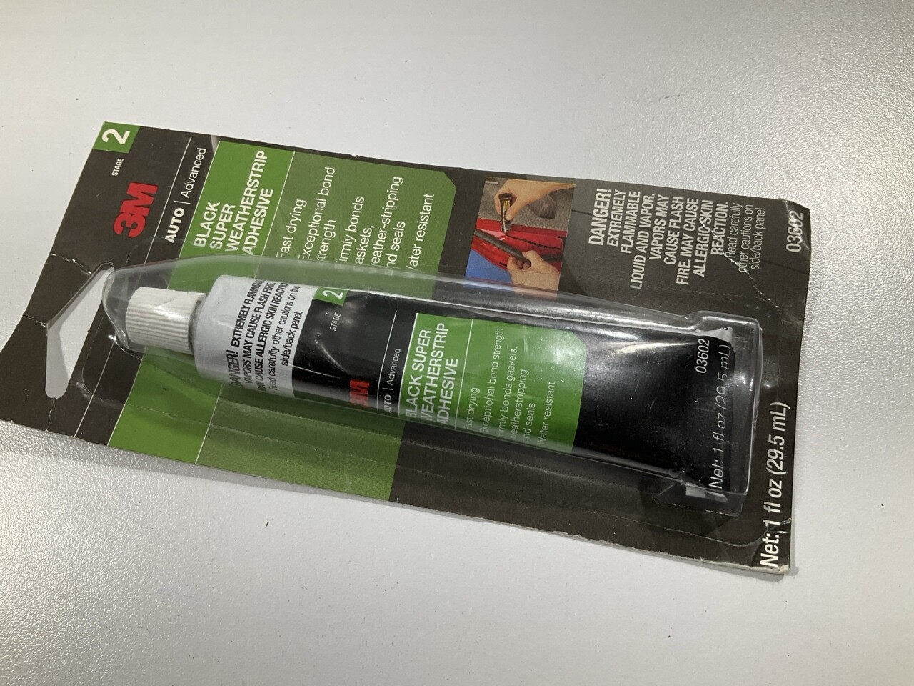 3M 03602 Black Super Weatherstrip Adhesive 1 FL Oz Tube | eBay