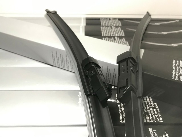 Audi Original Q3 ab 19 RSQ3 ab 20 Scheibenwischer Satz 83B998002 ...