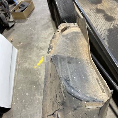 FORD FALCON AU DRIVERS RIGHT FRONT PLASTIC INNER GUARD LINER | eBay ...