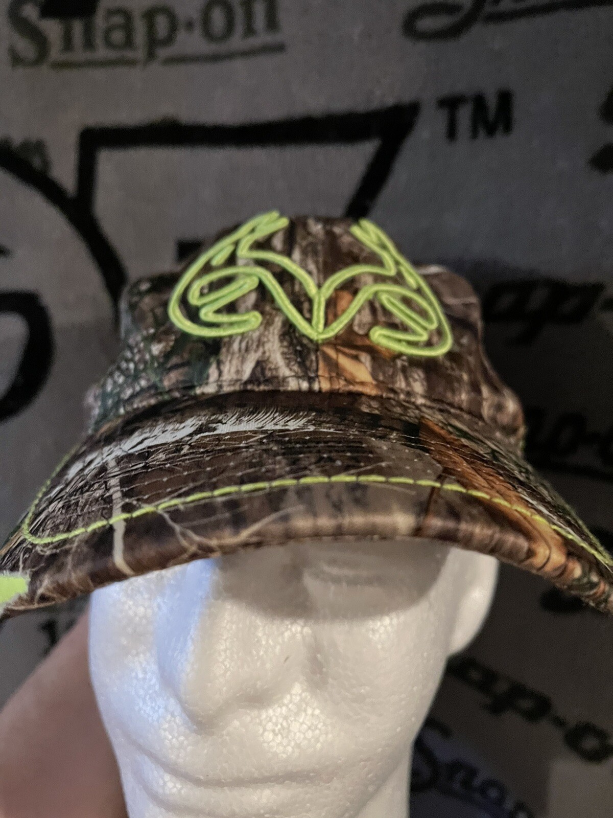 Realtree MAX-1 XT Camo Baseball Cap Hat Green Logo Stretch Fit S/M Sent ...