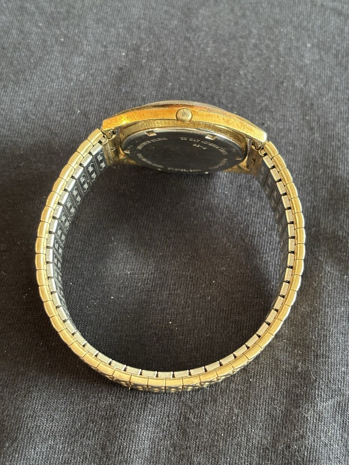 VINTAGE MENS SEARS ROEBUCK & CO. PHASAR QUARTZ WATCH WATER RESISTENT | eBay