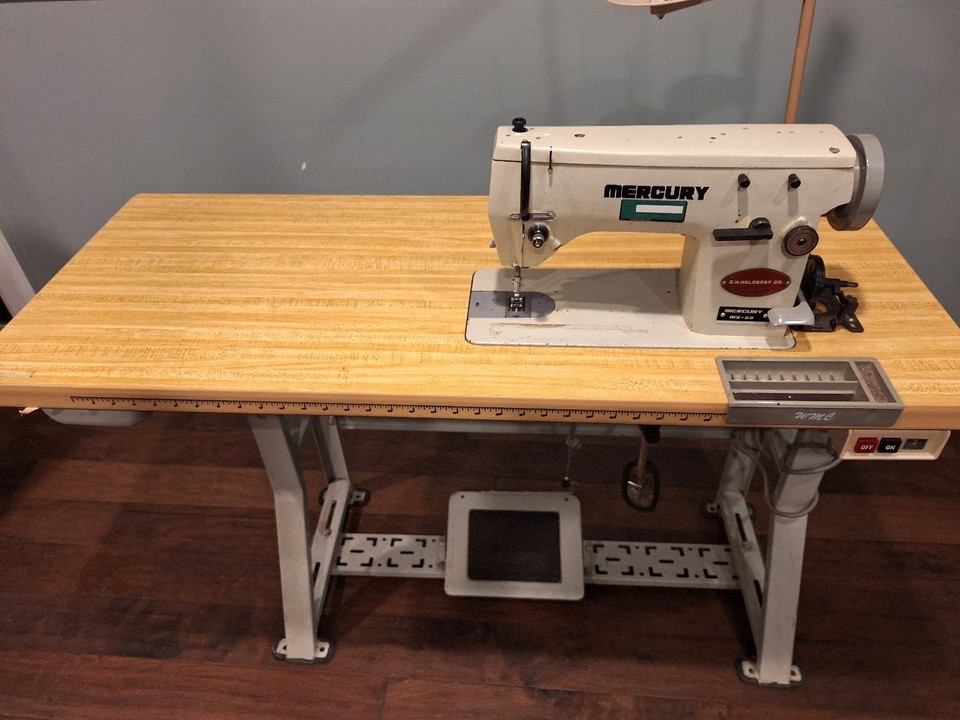 Vintage Mercury Leather Sewing Machine Model MZ-20 with Industrial ...