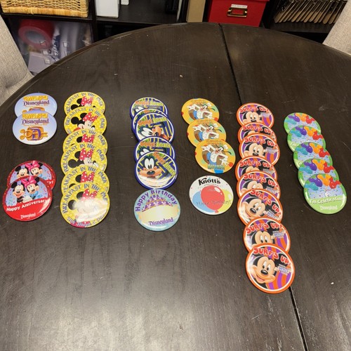 Lot Of 32 Retired Disneyland Resort Buttons Pins Badges 3" Minnie Goofy ...