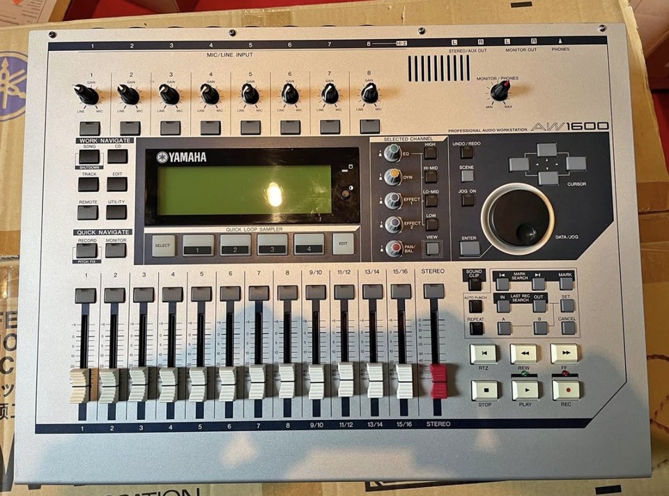 Yamaha AW1600 Hard Disk Multitrack Recorder with CD Drive boxed manual ...