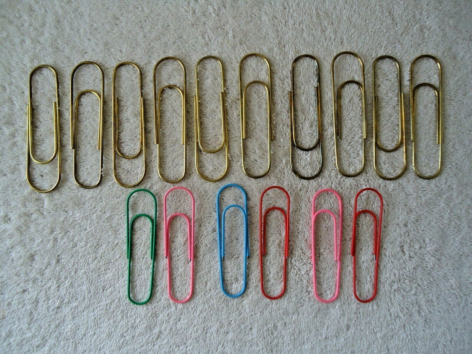 Vintage Mixed Lot Of 16 Large Metal Paper Clips " GREAT COLLECTIBLE LOT ...
