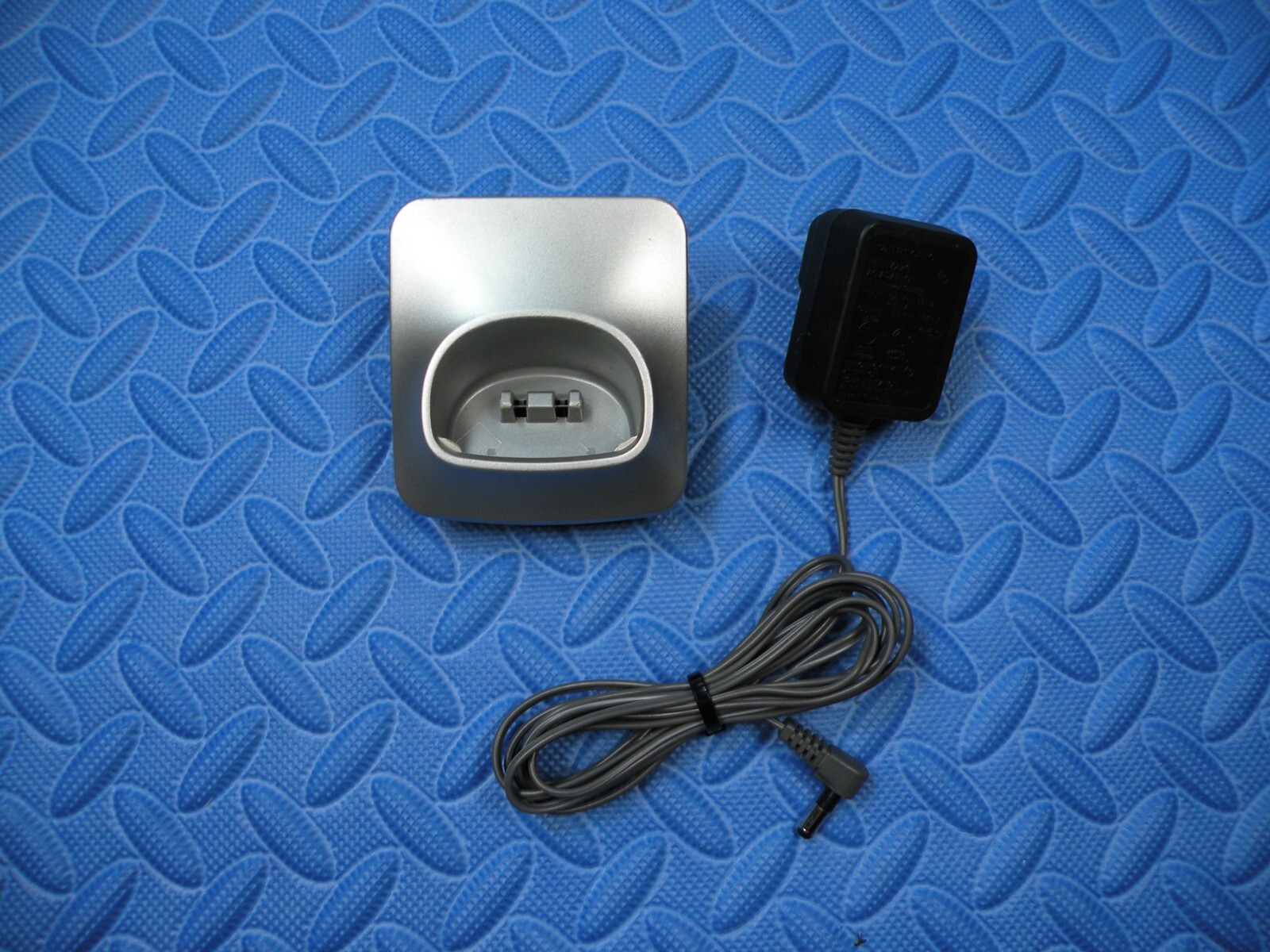 Panasonic Pnlc1018 YA Charger Cradle Base With Pnlv226 AC Adapter for ...