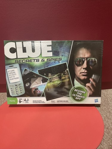 Clue Secrets and Spies Board Game Hasbro— AMAZING CONDITION ...