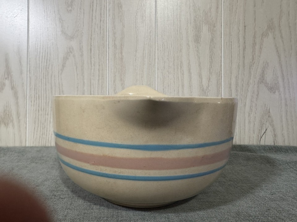 Vintage McCoy Pink and Blue Band Batter Bowl With Spout And Handle used ...