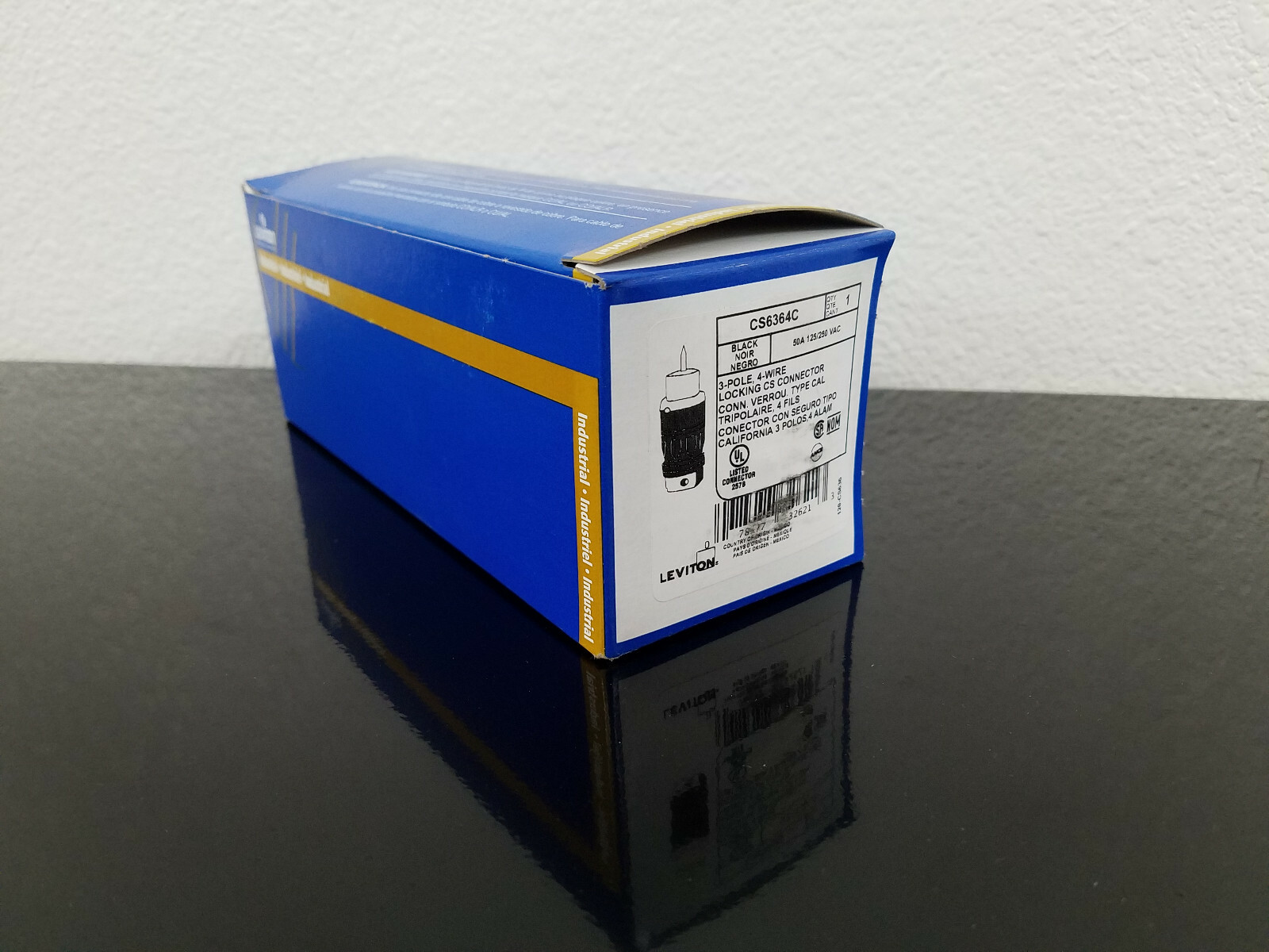 Leviton CS6364C Cord Cap 50 Amp 3P4W Locking CS Connector Inlet (Lot of ...