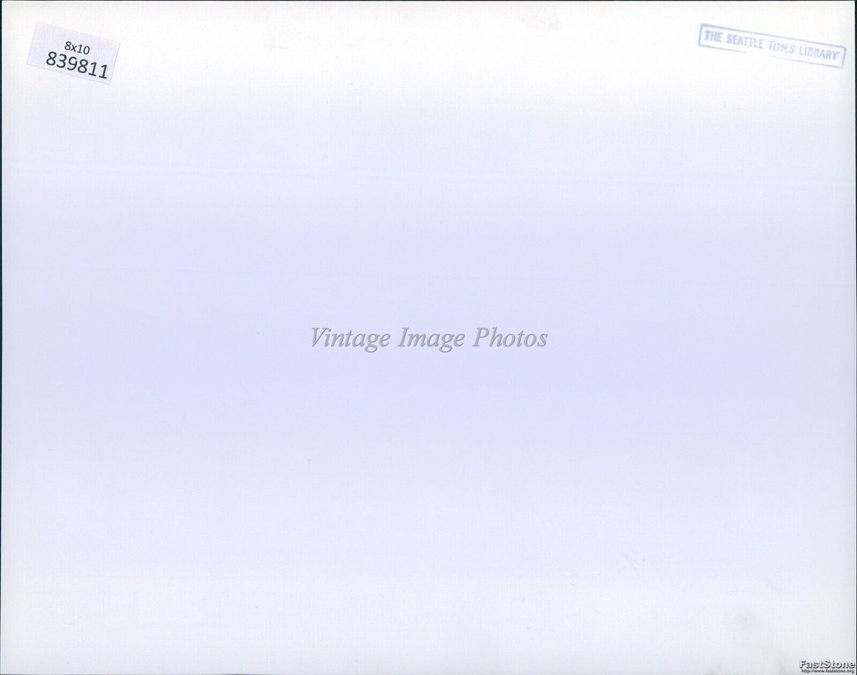 1990 Photo Maria Conchita Alonso & Bill Paxton Star In Predator 2 Movie ...