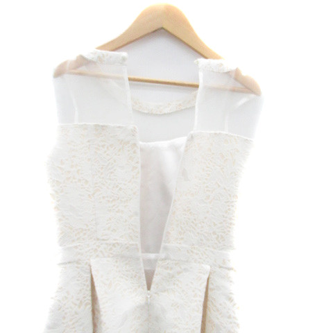 Mia Miia Dress Round Neck Sleeveless Knee Length Floral Pattern ...