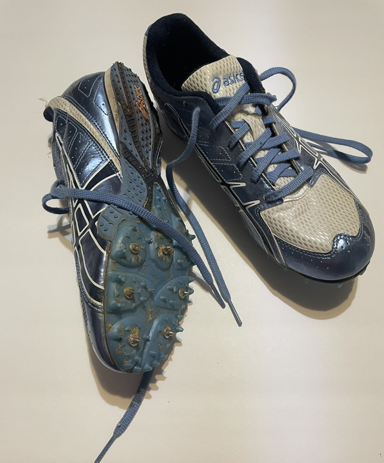 ASICS track and field cleats, female youth size 8,sli… - Gem