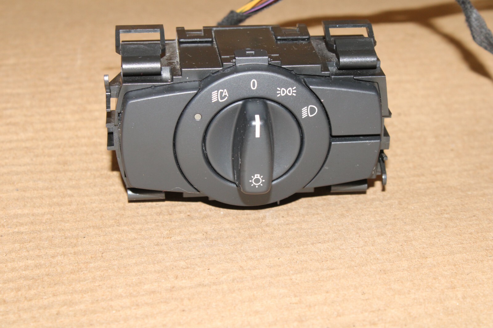 Headlight Control Unit Switch BMW E88 E82 E90 E92 E93 OEM 135i 128i ...