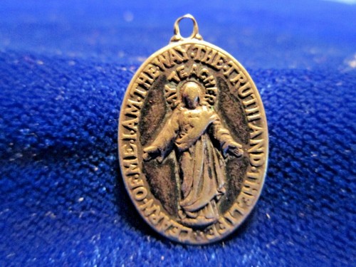 Learn of Me I Am the Way Truth Life Medal Our Lady of Good Studies ...