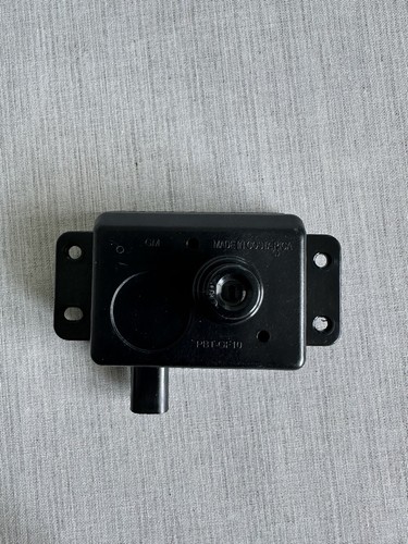 OEM GMC 13540010 Rear Closure Hands Lamp Replacement 2021-2022 for sale ...