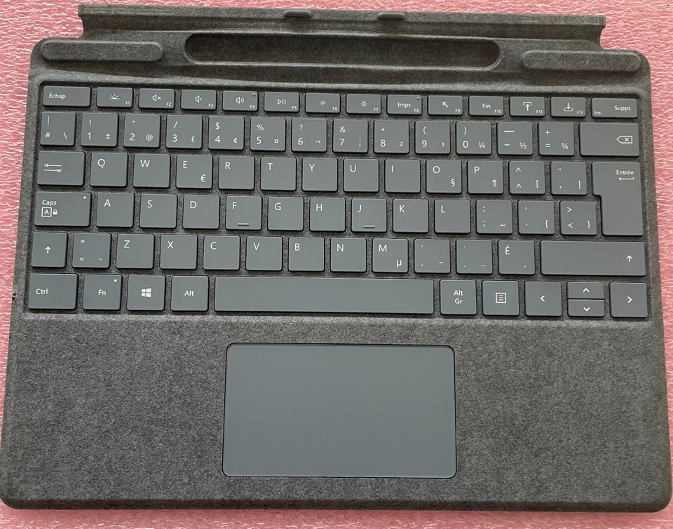 Microsoft Surface Pro Signature Keyboard 1864 Pro 8,9,10 *Int.Layout**# ...