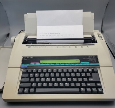 Typewriters & Word Processors - Word Processing Typewriter