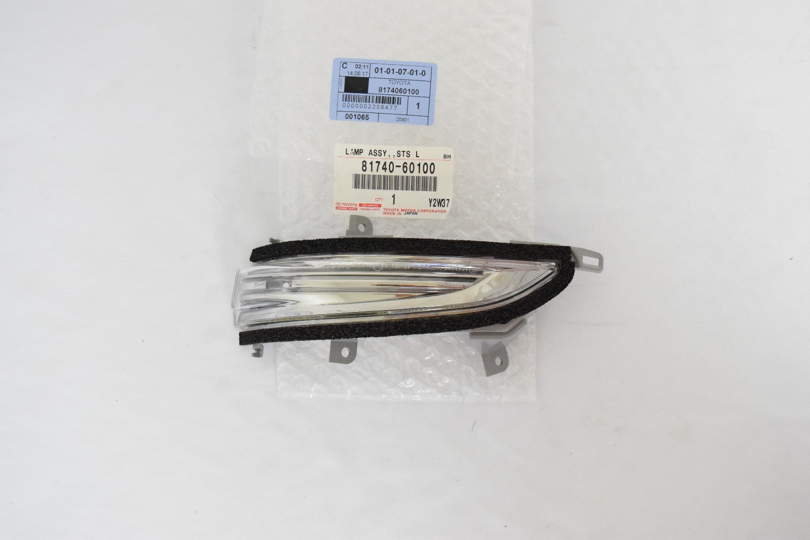GENUINE LEXUS GX460 2010-2014 LEFT SIDE TURN SIGNAL LAMP 81740-60100 ...