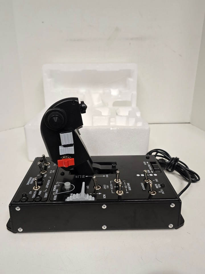 Thrustmaster Hotas Warthog Dual Throttles and Control Panel ...