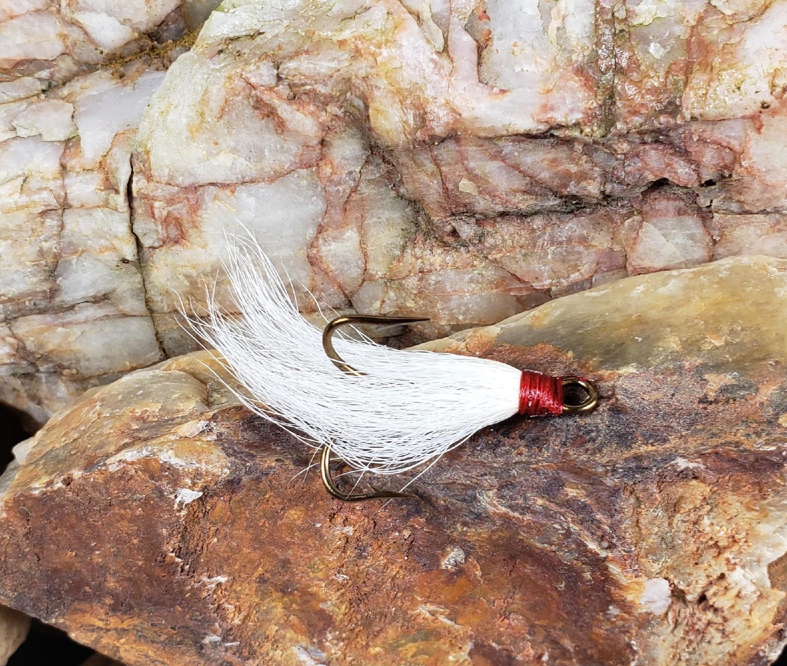 10 Bucktail Treble Hooks Bronze Size 1 White Bucktail w/Red Tag DIY ...