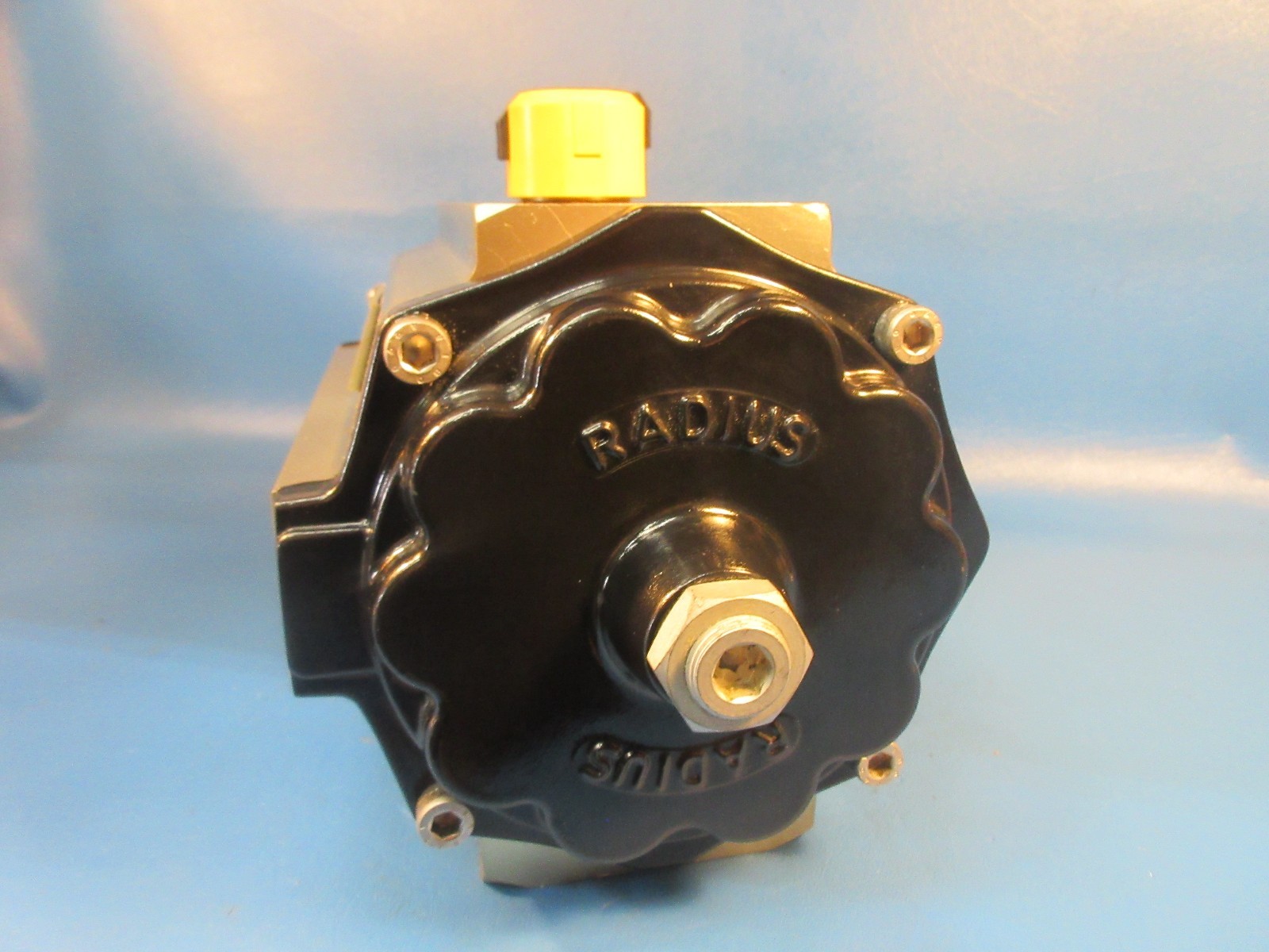 Radius AS-040, 4D-RDR, AS-040, N-20, 120 PSIG Pneumatic Actuator | eBay