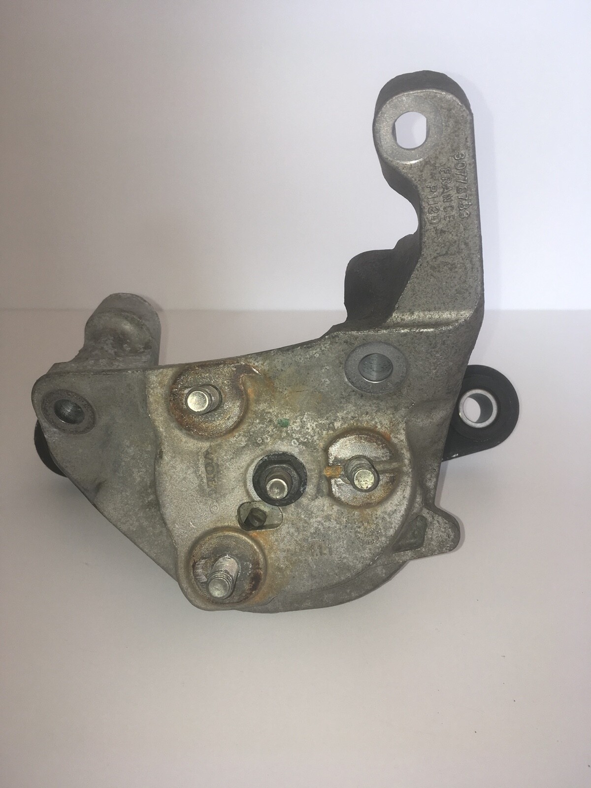 VOLVO V40 2.0TD 2014 SUPPORT DE MONTAGE MOTEUR OEM 31277073 / 30778783 ...