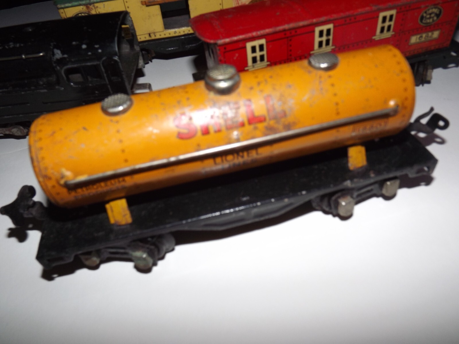 Lionel 027 1688e Engine Train 1940's Set BoxCar,Caboose,Shell Tanker ...
