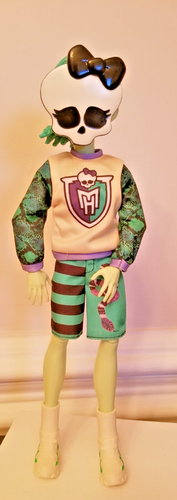 Deuce Gorgon 2022 Monster High Ghoul Spirit Gen 3 Doll w/ Mask No Box ...