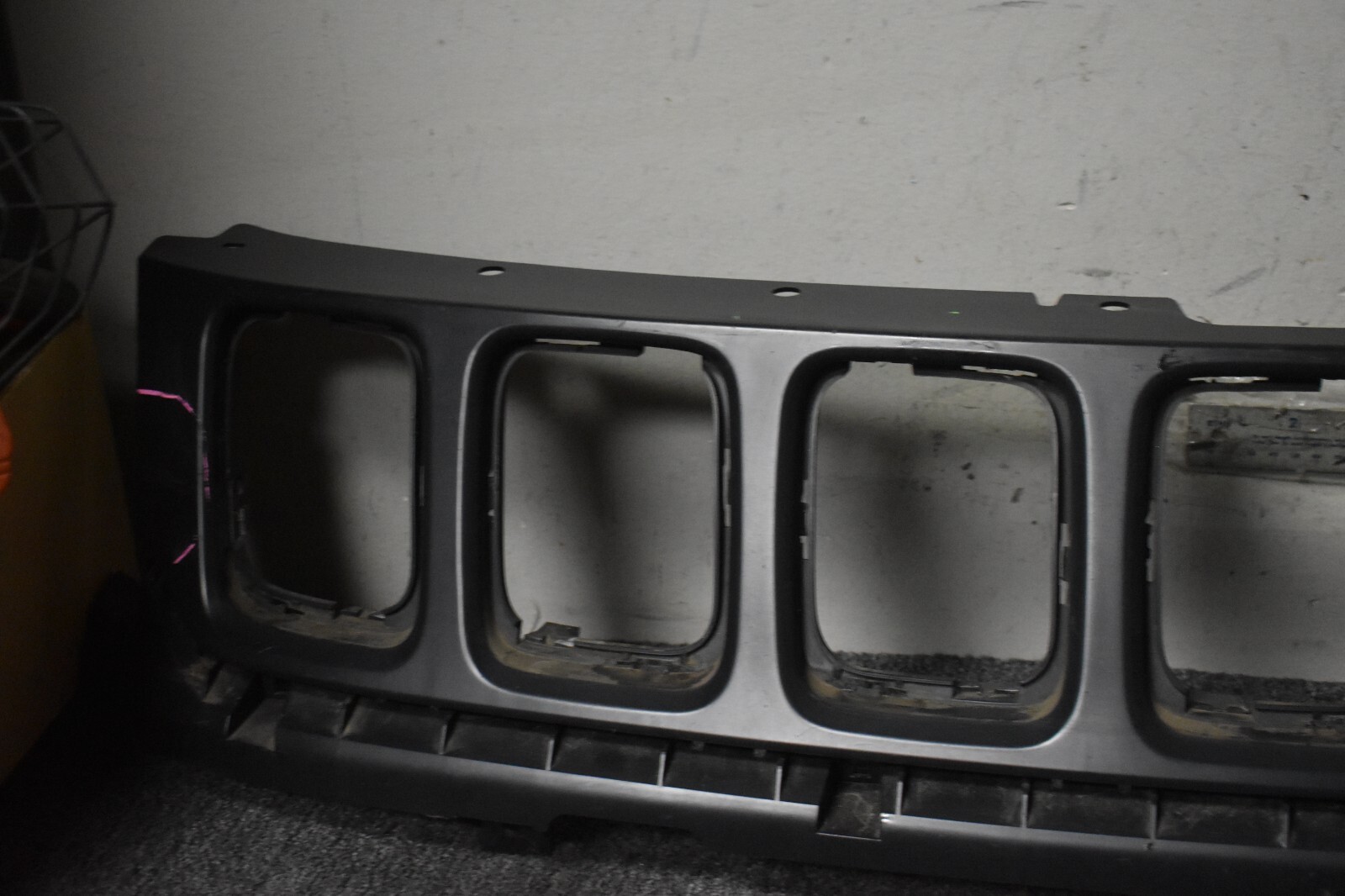 2017-2019 JEEP COMPASS FRONT UPPER GRILLE FACTORY OEM | eBay