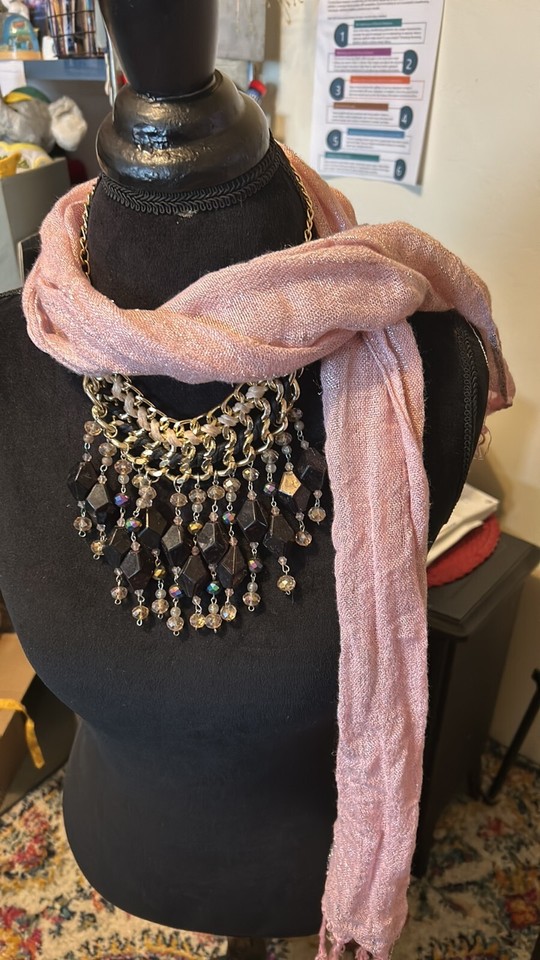 Vintage Boho Gypsy Black Beaded Necklack Goldtone with Pink Metallic ...
