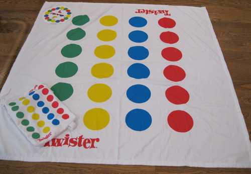 LARGE TWISTER BEACH TOWEL GAME WITH SPINNER AND BACKPACK BY HASBRO 2020 ...