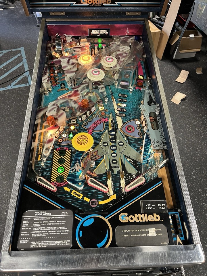 1986 GOLD WINGS PINBALL MACHINE PROFESSIONAL TECHS PLAYS GREAT TOP GUN ...