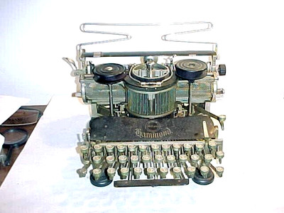Typewriters - 1910 Typewriter