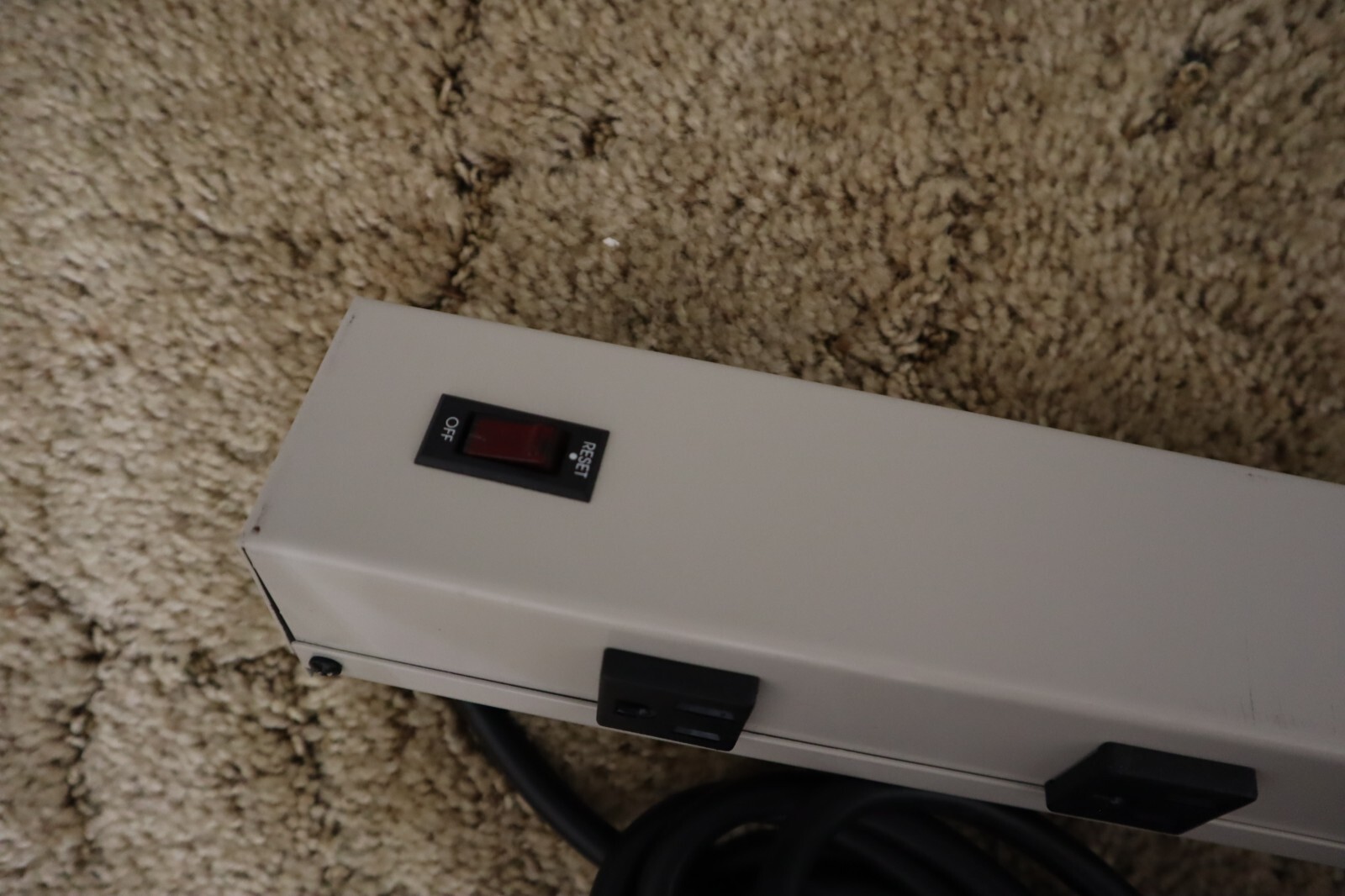 BRETFORD L30-E 15-OUTLETS ELECTRICAL UNIT~34.5"-w/19ft Power Strip Cord ...