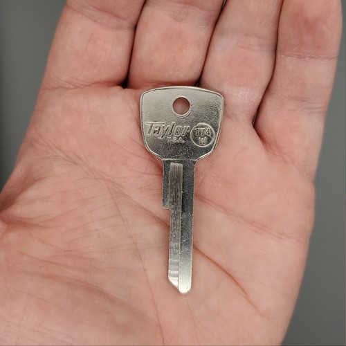 2x Taylor T74W Ilco TA11 Key Blanks 1965-72 Toyota Landcruiser Nickel ...