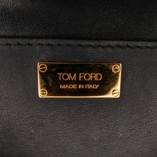 Authenticated Tom Ford skin Cosmo T Chain Crossbody Black Calf Leather ...