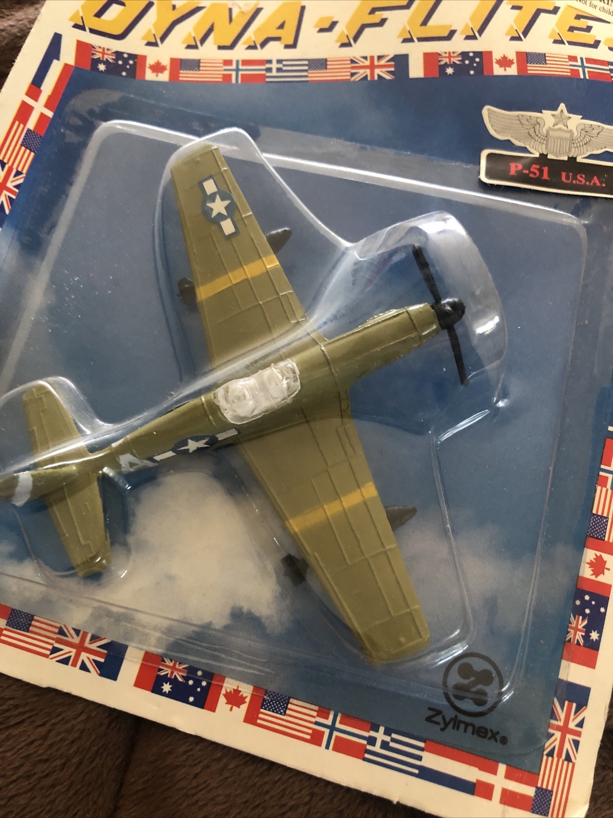 Zee Toys DYNA-FLITES WWII Historical Series P-51 USA Die Cast Metal ...