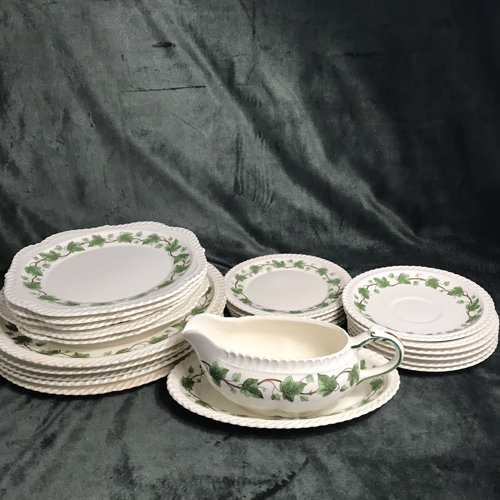 Vtg Harker Royal Gadroon Pottery IVY Dinner Set Scalloped Edge SET OF ...