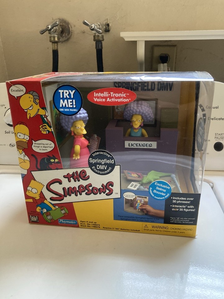 The Simpsons World Of Springfield DMV WOS Patty & Selma Bouvier Figure ...